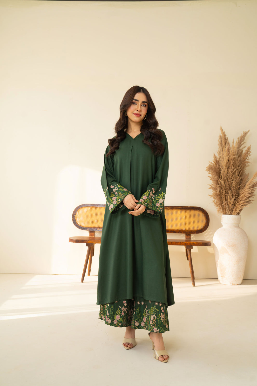 Tiraz Pakistan, Stitched Pakistani Suits, Worldwide Shipping