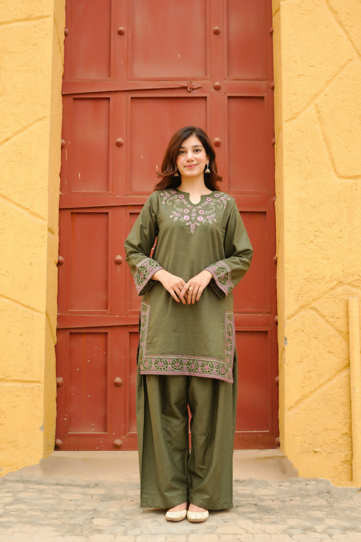 Summer Collection 2025 – Tiraz