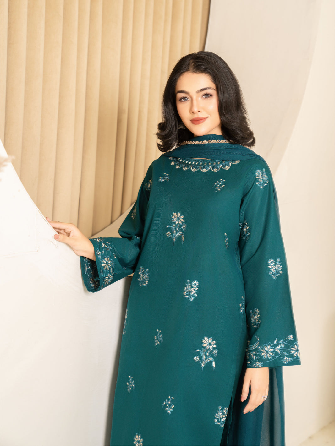 Buy Women Clothes Online in Pakistan from Tiraz PK
